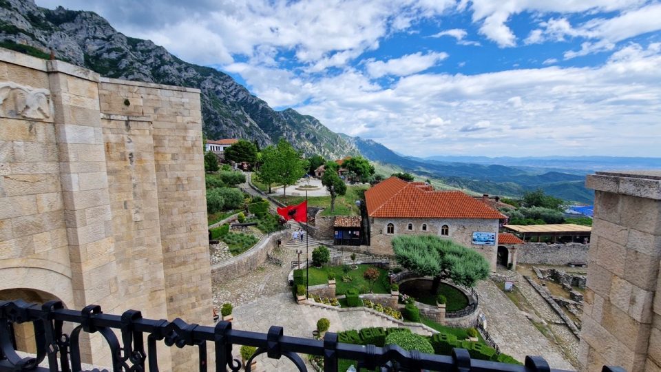 Neatrastoji Albanija – užslėptas Balkanų perlas, atrandantis kelią į keliautojų širdis