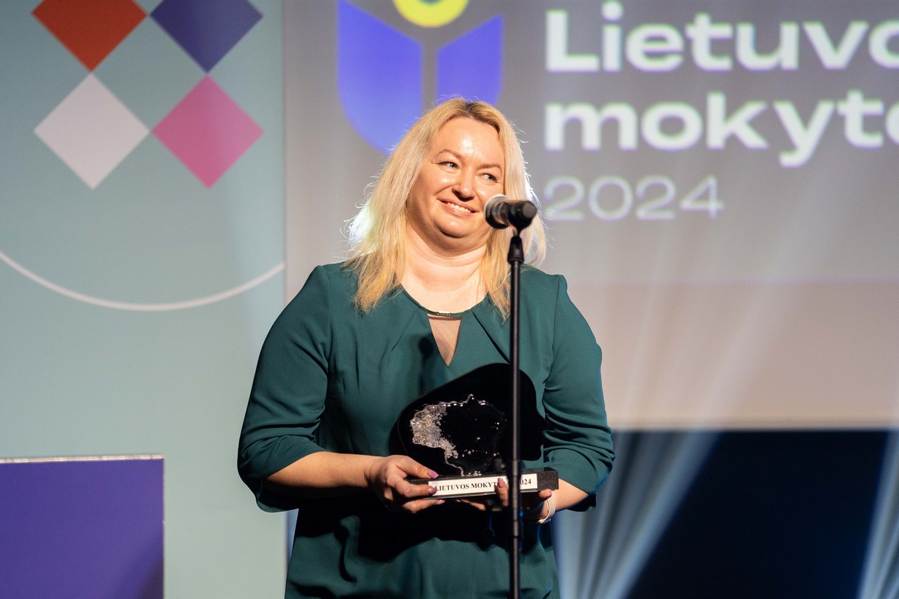 Išdalinti „Lietuvos mokytojas 2024“ apdovanojimai: nugalėtoja paskelbta ir panevėžietė pedagogė